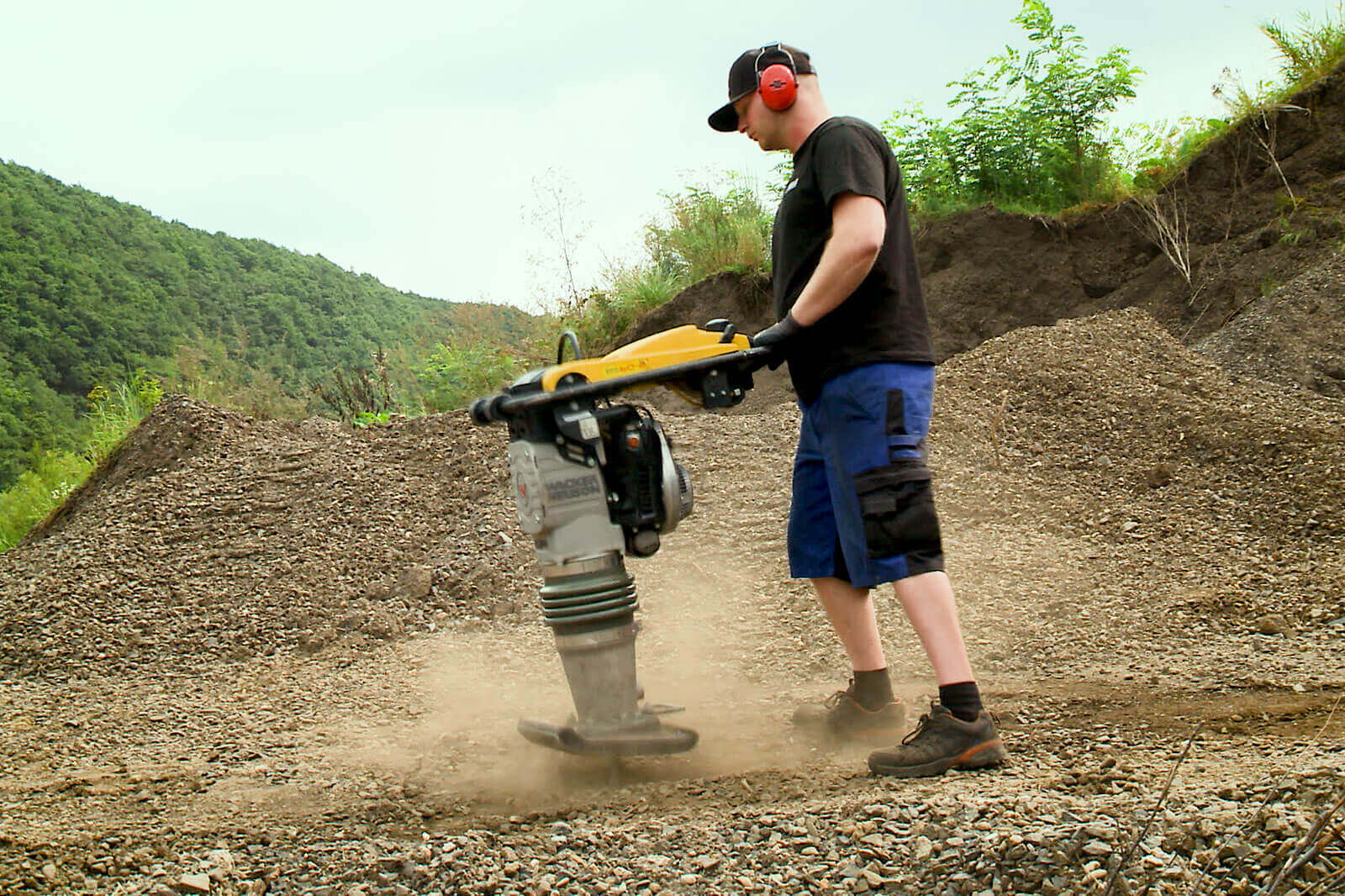 Verdichtungsgeräte mieten | BEYER-Mietservice KG